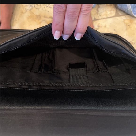Dell | Bags | Dell Leather Laptop Bag Briefcase | Poshmark